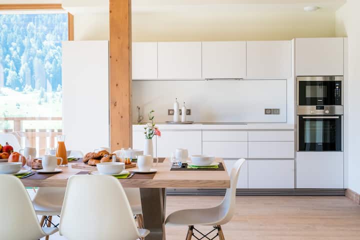 Praz-sur-arly | Sleeps 11 | Nonstop Excitement - Megève