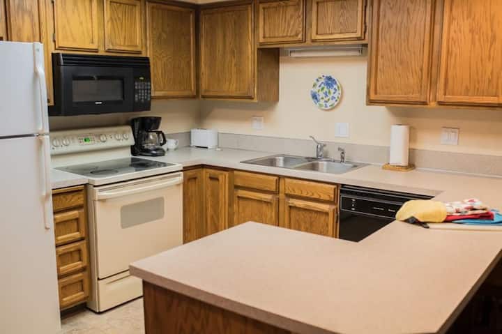 2 Bedroom + 1 Loft Bedroom In Mccall, Id - McCall, ID
