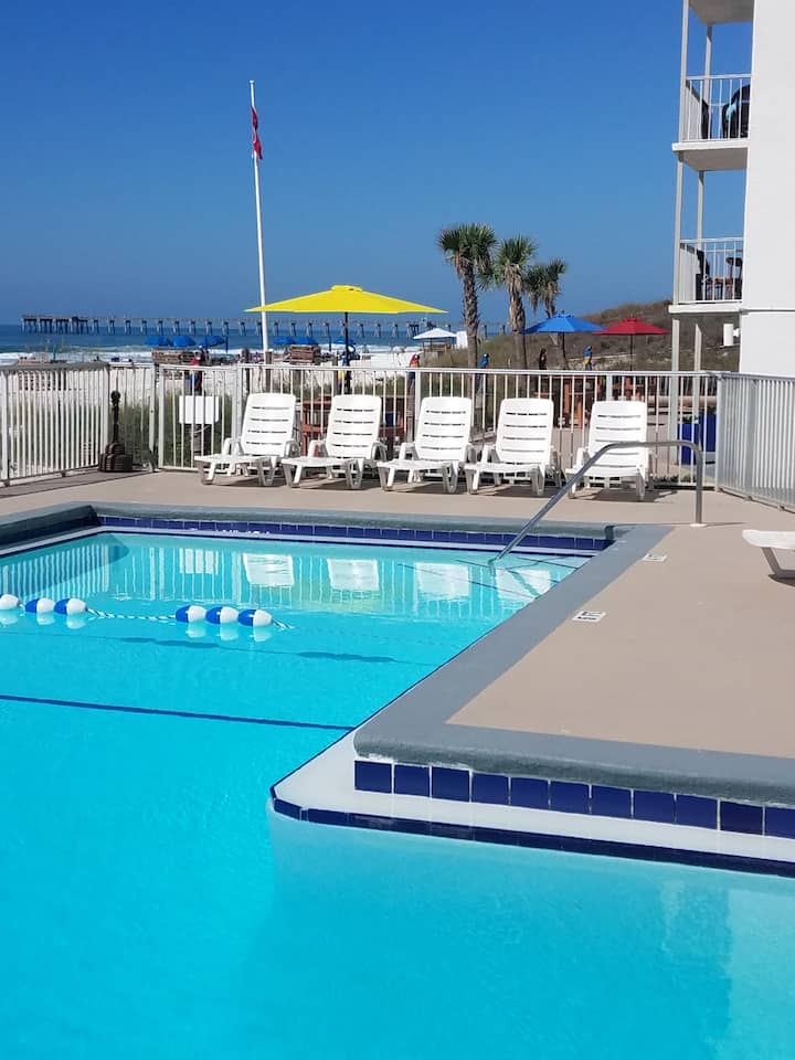 Ambassador 104 - Gulf Front - Pet Friendly - Panama City Beach, FL