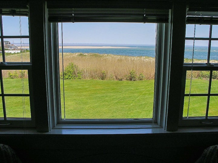 The Whistling Whale - Steps To The Sand! - Chatham, MA
