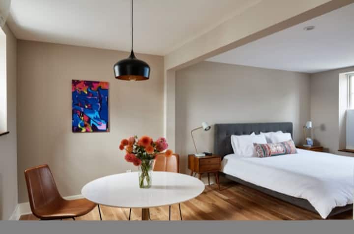 The Howard Hotel Hudson - Room 202 - Catskill, NY