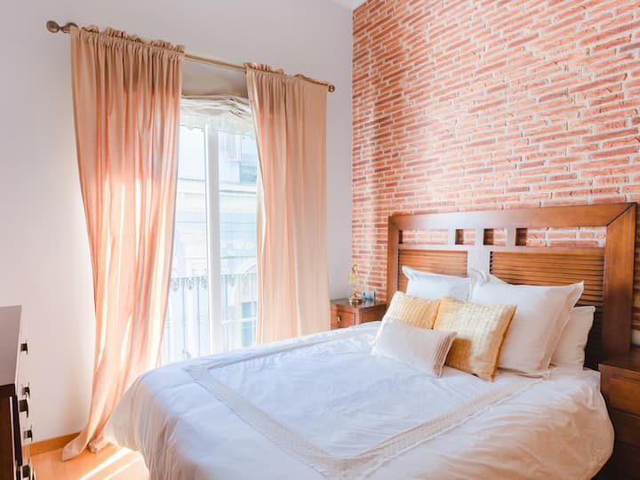Apartamento De Hermosos Balcones En El Centro Histórico De Málaga - Alcazaba de Málaga
