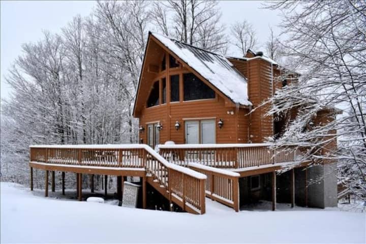 North Face Slopeside Retreat!  Hot Tub! - Canaan Valley, WV