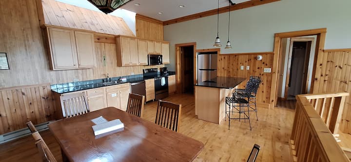 Two Bedroom Sentinel View Unit 4 - Lake Placid, NY