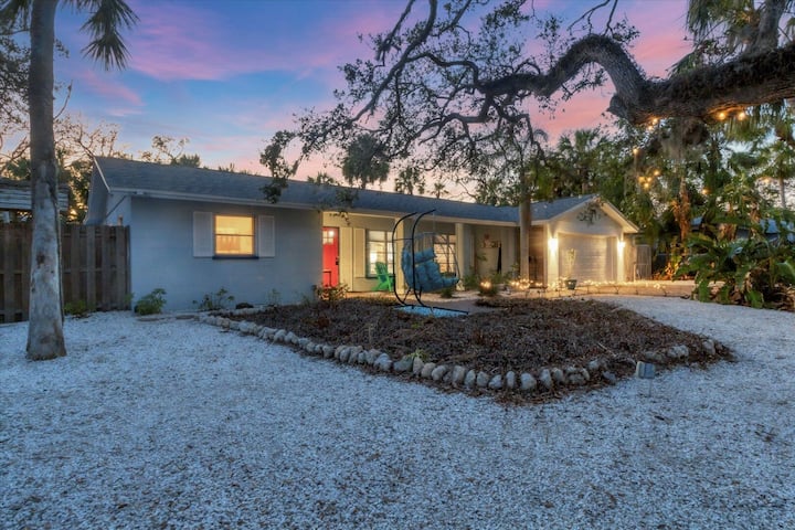 Siesta Key Vacation Rental Home Private Pool - Siesta Key, FL