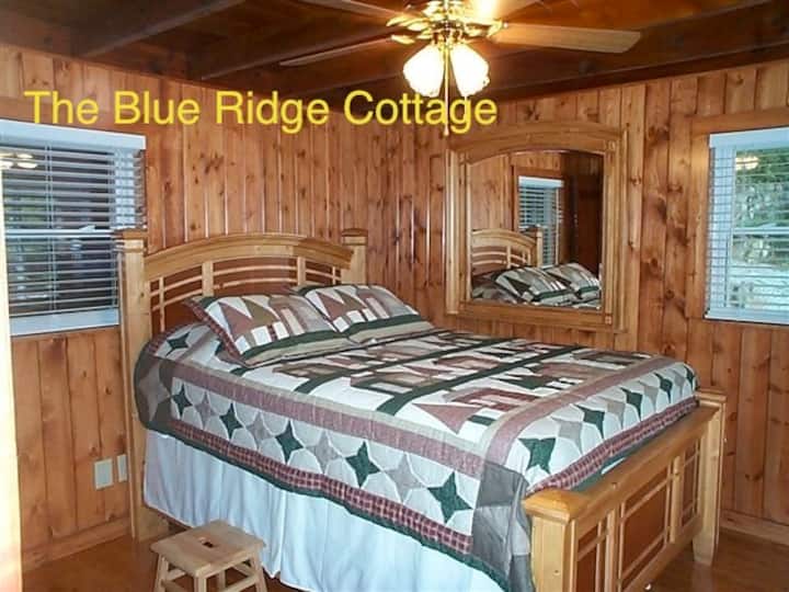 Mountain Aire Cottages & Inn - The Blue Ridge Cottage - Clayton, GA