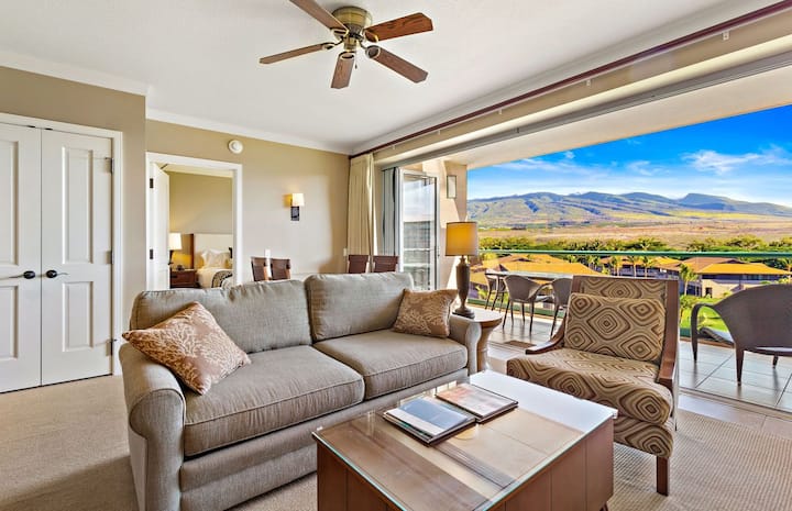Maui Resort Rentals: Honua Kai 2 Total Bedrooms + Den W/ Lush West Maui Mountain Views! - Lahaina, HI