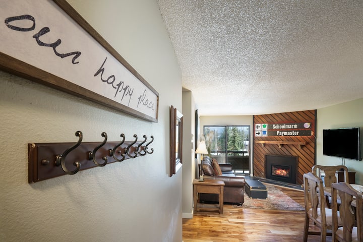 Modern Peak 8 Getaway | 2br Grandview Condo - Copper Mountain, CO