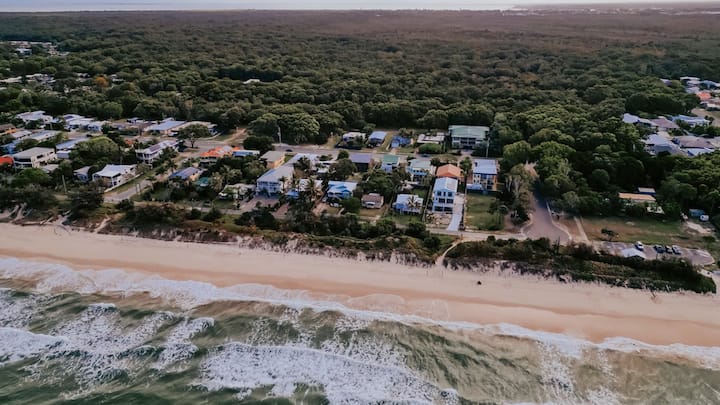 The Ultimate Beachfront Holiday Pad - Bribie Island