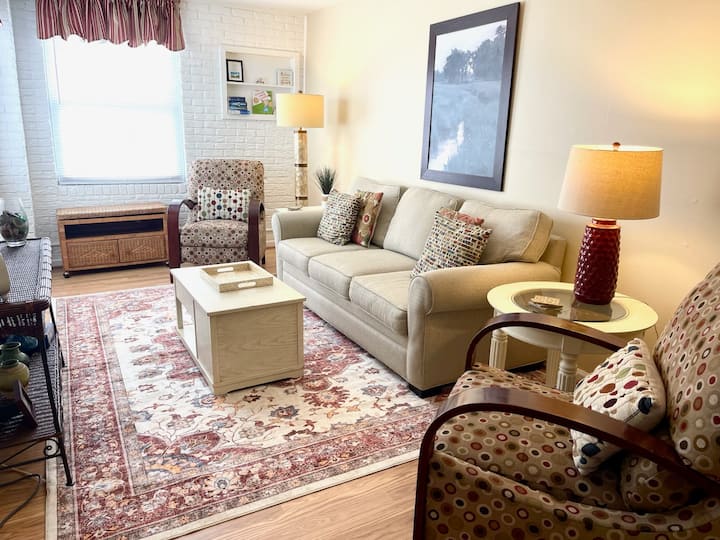 Easy Breezy 2 Bd, 1st Floor, 4 Min To Beach - Folly Beach, SC