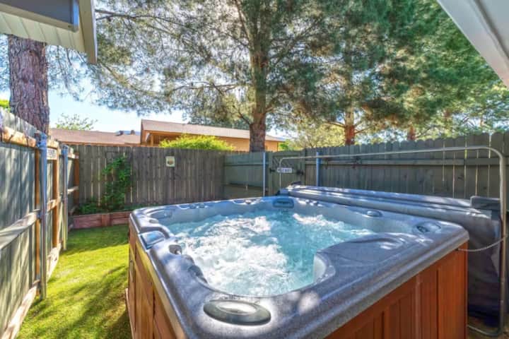 Relaxing Cottonwood Stay: Near Vineyards - Hot Tub - Cottonwood, AZ