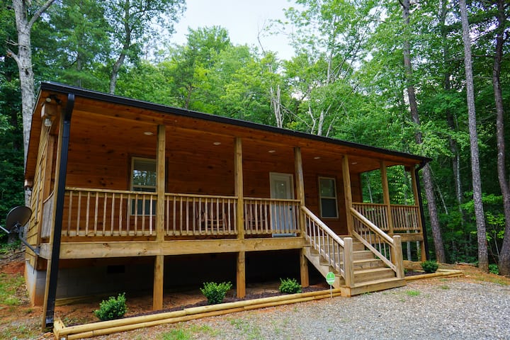 Cabin In The Woods - North Carolina