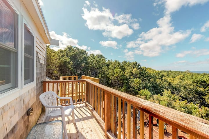 5br | Bayview | Hot Tub | Deck | Best Sunsets - Provincetown, MA