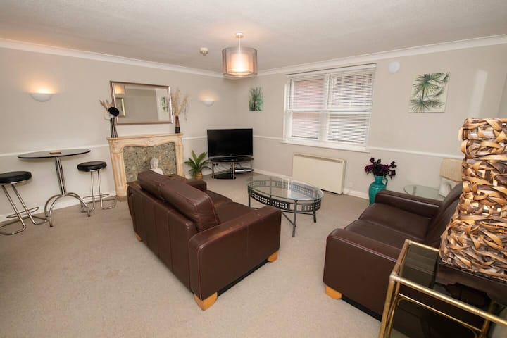 Two-bed Apartment In The Beautiful Old Town - Scarborough