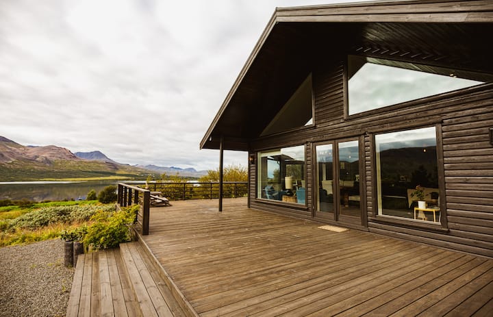 Stunning Luxury Cabin By The Lake Skorradalsvatn - Iceland