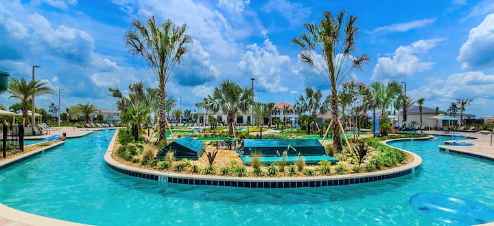Resort/private Pool! Near Disney!sleeps13 - Kissimmee, FL