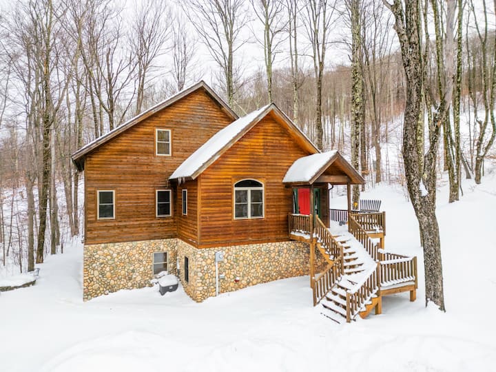 Wh69-private Lodge, Fire Pit! Hot Tub! Pets Ok! - Canaan Valley, WV