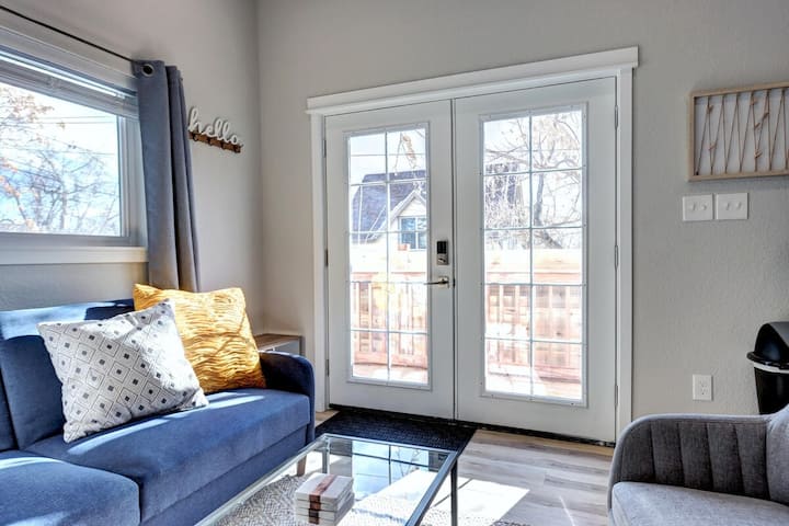 Central Denver, Private Carriage House - Wheat Ridge, CO