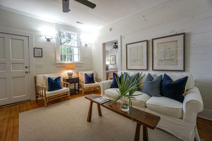 Cottage On Carteret In The Heart Of Downtown Beaufort - Beaufort, SC