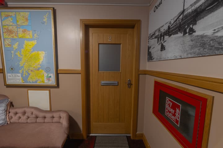 Apartment-panoramic-private Bathroom-twin - Stranraer