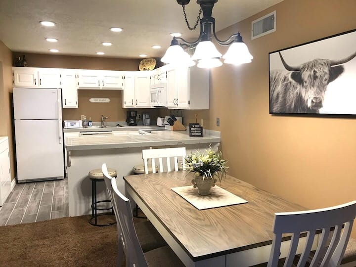 Sports Village Resort #G8 | All Amenities Included - St. George