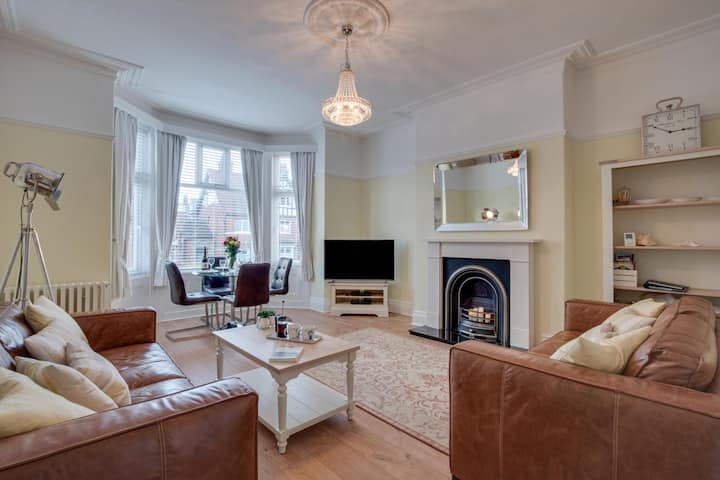 2 Bed In Scarborough (Oc-s032) - Scarborough