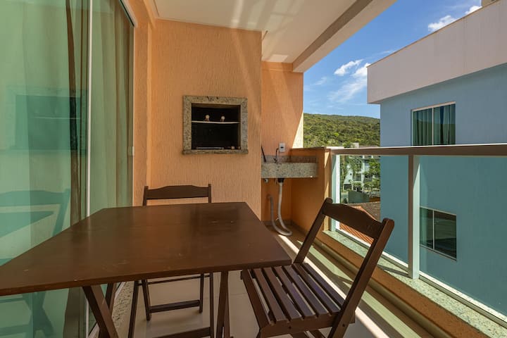 B305 - Apartment With Game Room And Pool - Bombinhas
