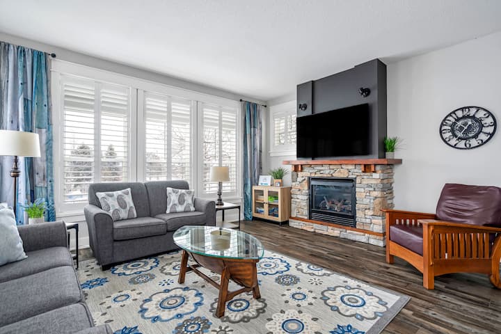 Rustic Retreat At Blue, Pool, Hot Tub, Golf, Ski - Ontario