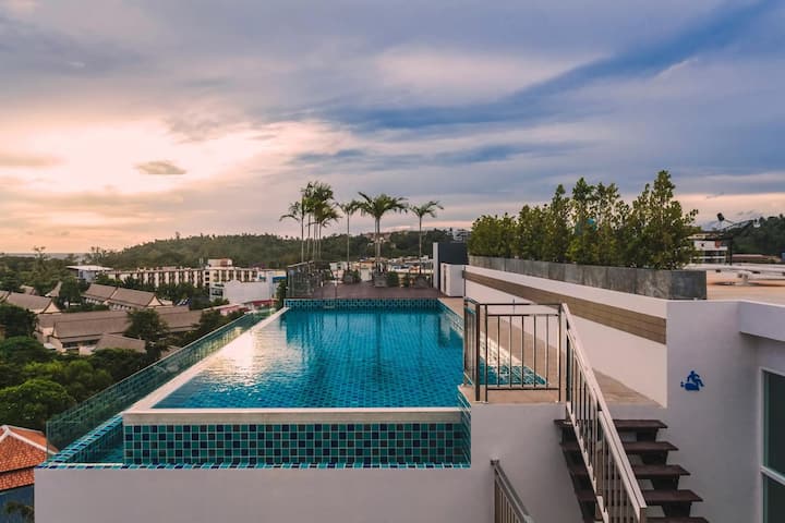 Ozone Kata Condo - Great Location, Rooftop Pool - Karon Beach