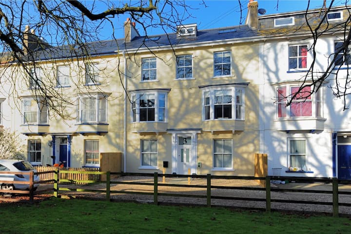 3 Major Terrace - Beer