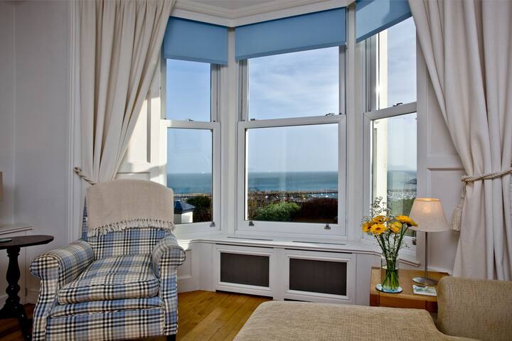 Brixham Holiday Rentals & Homes - England, United Kingdom | Airbnb
