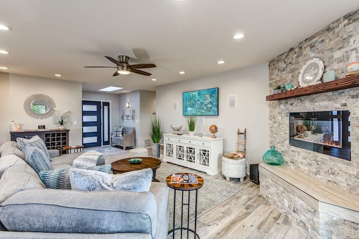 Walkable To Pickleball Court, Community Pool! - Munds Park, AZ