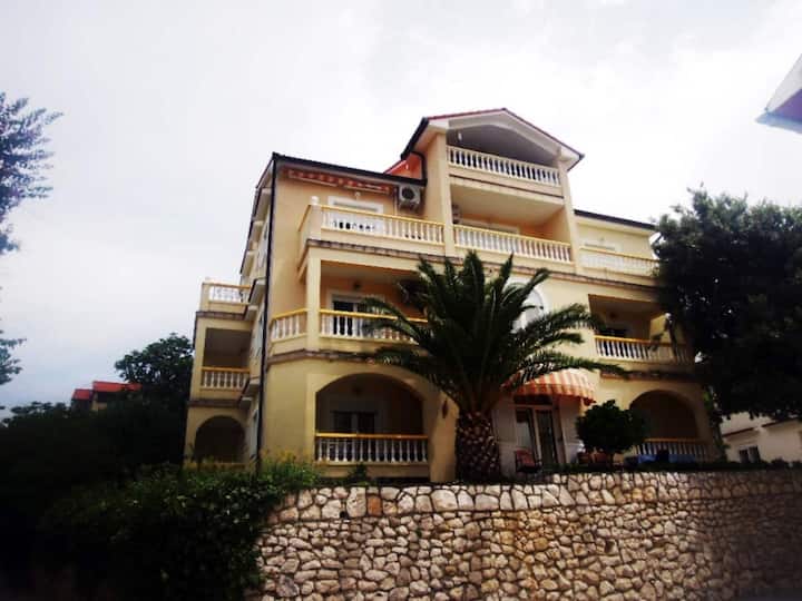 Apartment 599-8 For 2+2 Pers. In Lopar - Lopar
