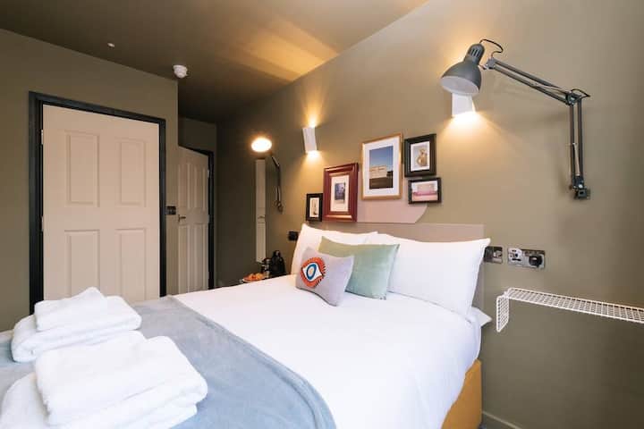 Chic Boutique Double Room In London Victoria - Londres