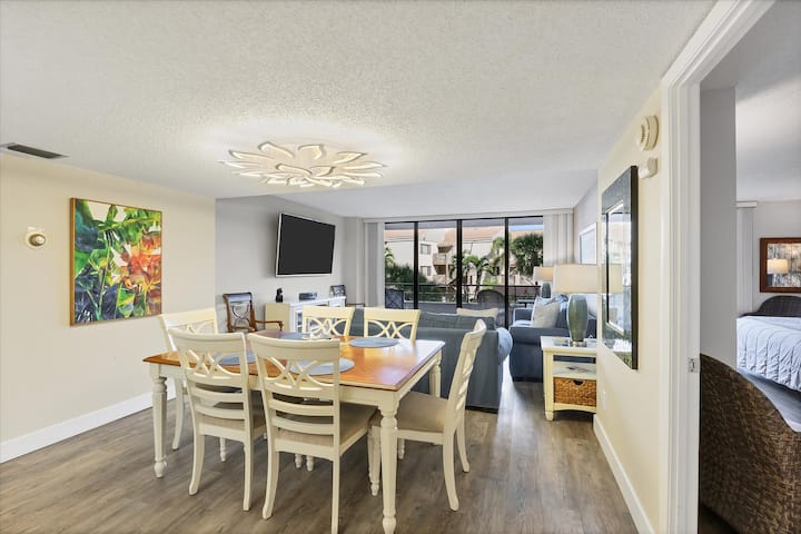 Anchorage Resort 2 Bedroom Condo/balcony/pool - Siesta Beach, Sarasota