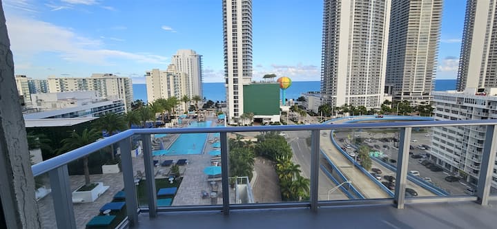 Hyde Beach House - Amazing Bay Views - Unit 909 - Hollywood, FL