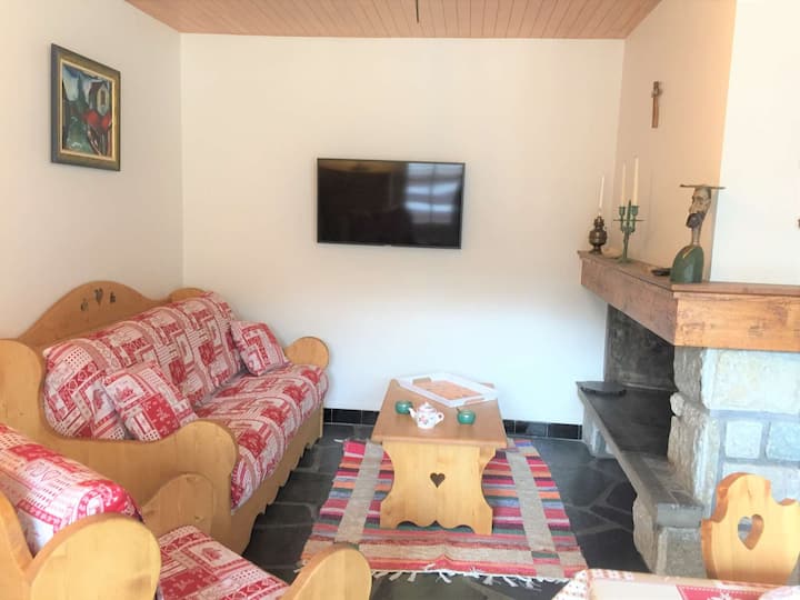 T2 Avec Balcon, Wi-fi Gratuit, Proche Pistes - Saint-Lary-Soulan