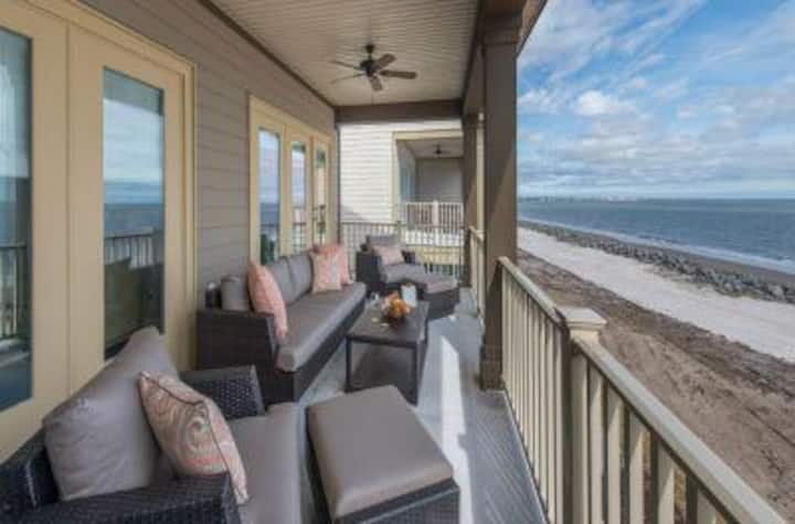 Ocean Cottage 104 - Beachy Keen Cottage - Jekyll Island, GA