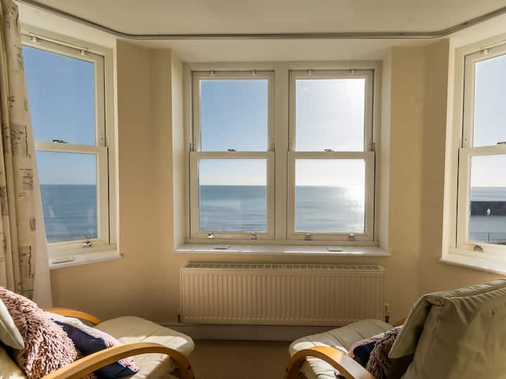 13 Great Cliff - Dawlish Warren