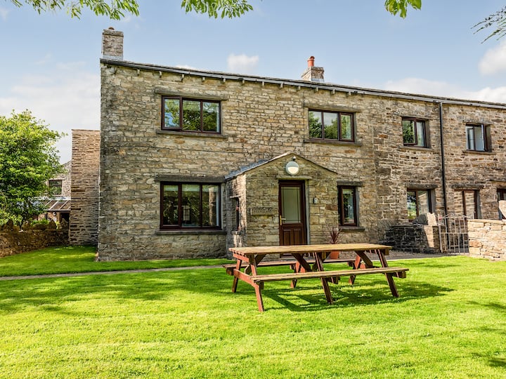 The Farmhouse - Hawes