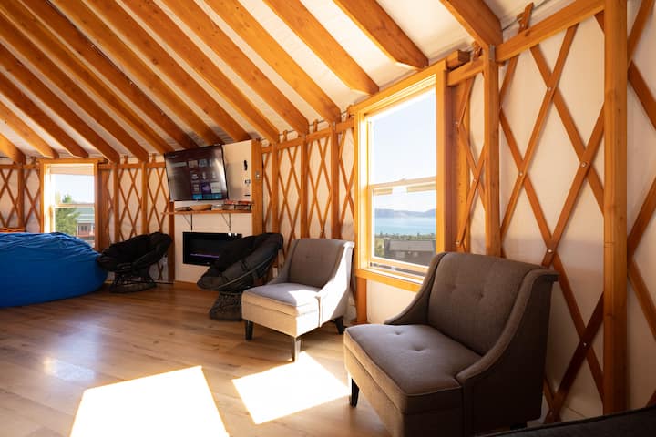 Cozy Yurt W/ Bear Lake Views, Kitchen & Bath - Garden City, UT