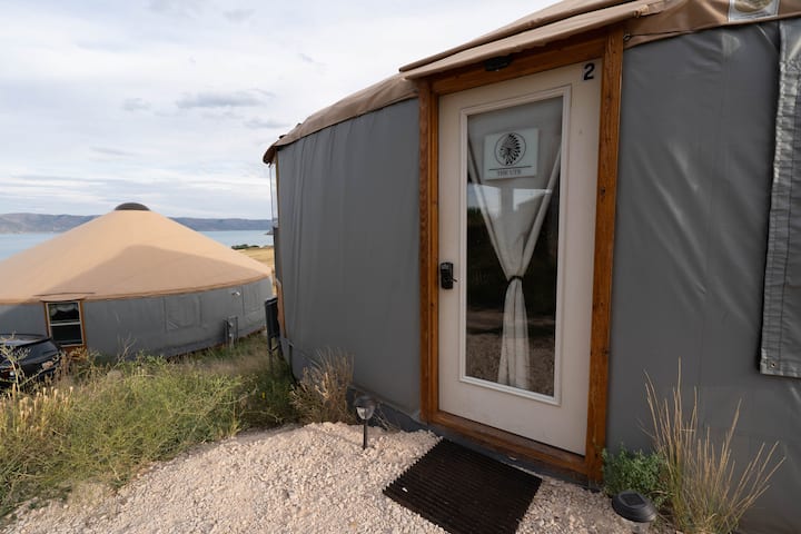 Cozy Yurt W/ Bear Lake Views, Kitchen & Bath - Bear Lake