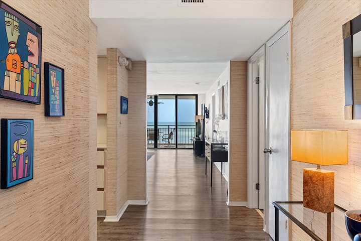 Beach Club #104 - Unique Oceanfront Living With - Key West, FL