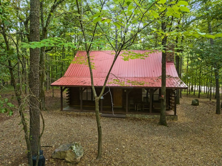 Abe’s Place | Hot Tub Cabin Near Broken Bow Lake - Hochatown, OK