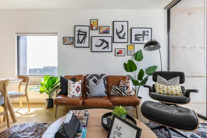 Scandi Boho | Waterfront View At Newquay Promenade - Melbourne
