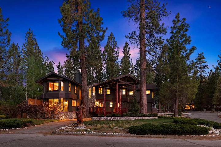 Lux!indoorenclosedhottub!gameroom!petfriendly! - Big Bear Lake, CA