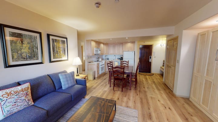 Platinum 1br With Two Baths - Bfast Included! - 韋爾