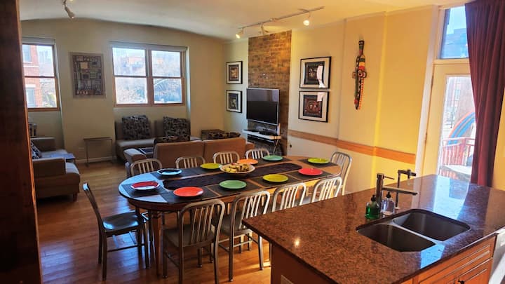 Magic Factory Loft 2east 4 Bd/3 Ba Families Groups - Chicago, IL