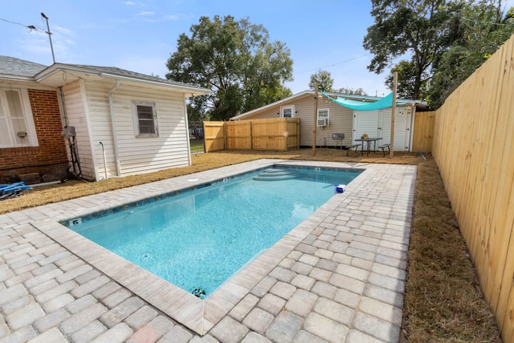 New Pool! Foosball Table-9min To Downtown - Pensacola, FL
