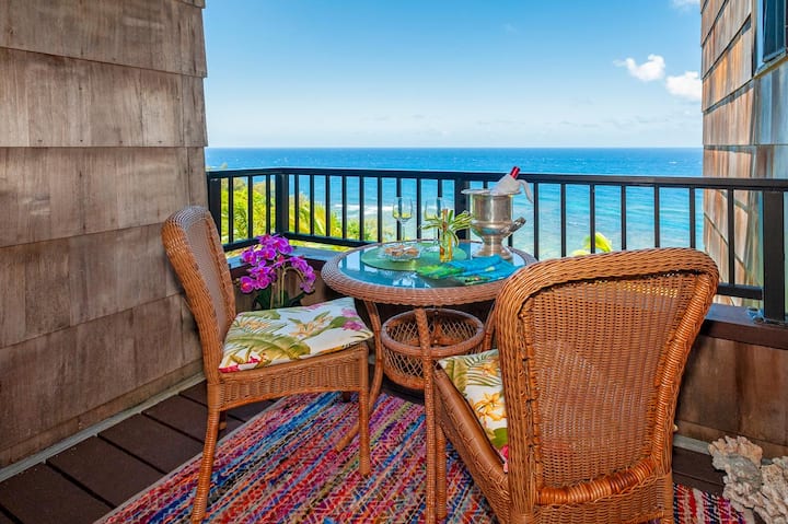 The Best Ocean View From Romantic Hawaiian Gem - Princeville, HI